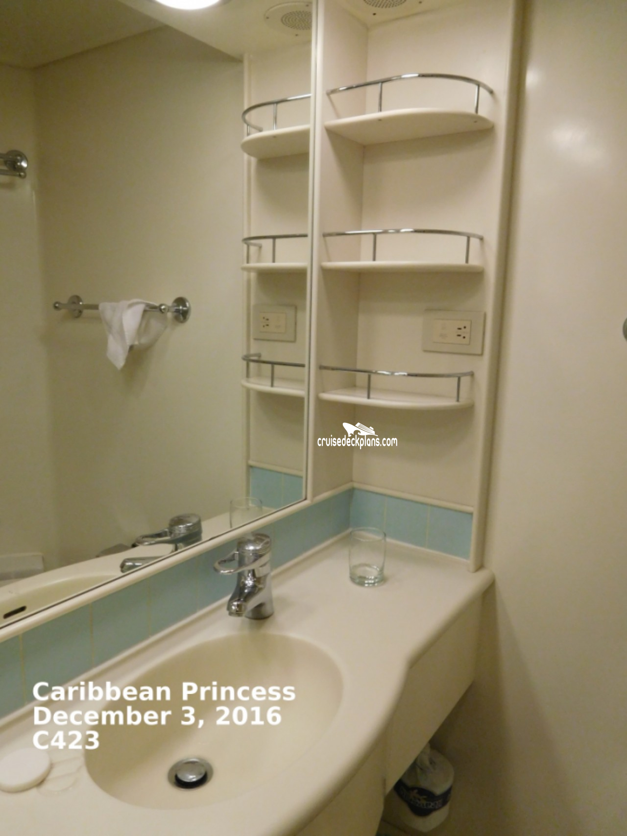 Stateroom C423 Caribbean Princess