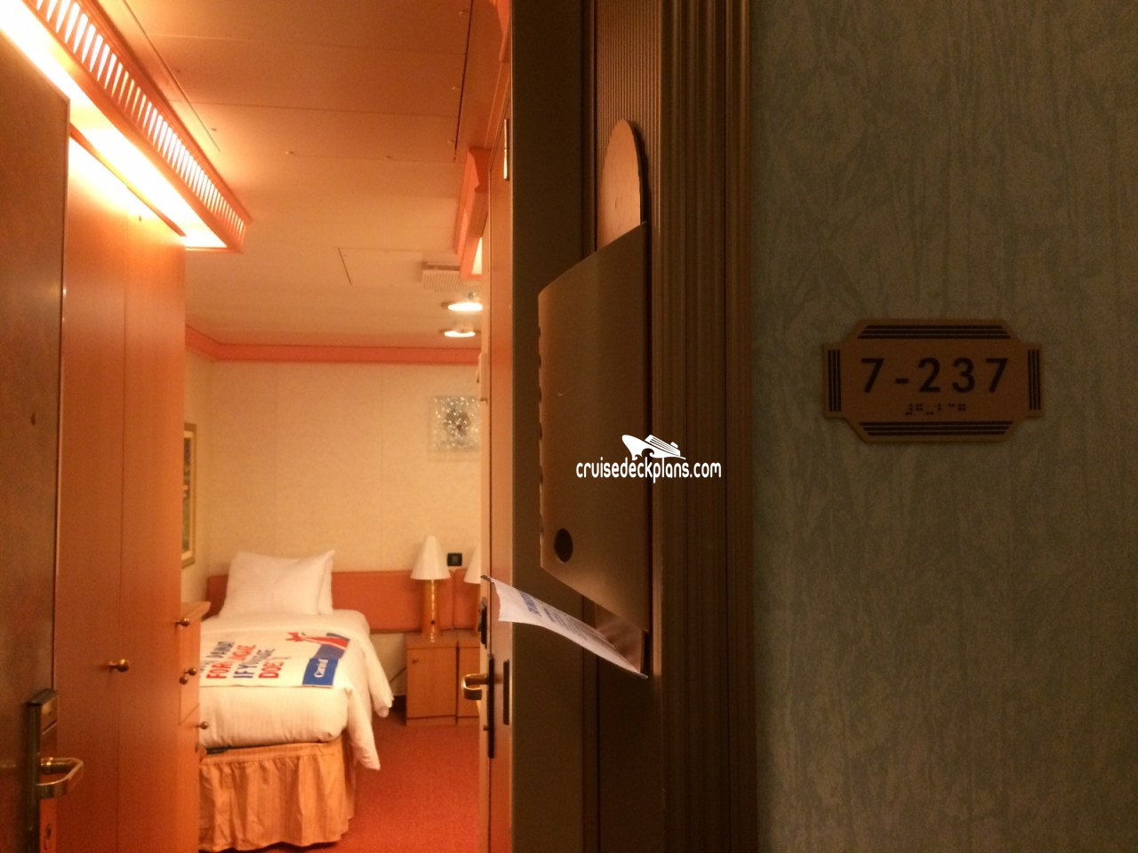 Stateroom 7237 Carnival Splendor