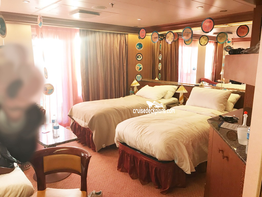 Stateroom 7285 Carnival Splendor