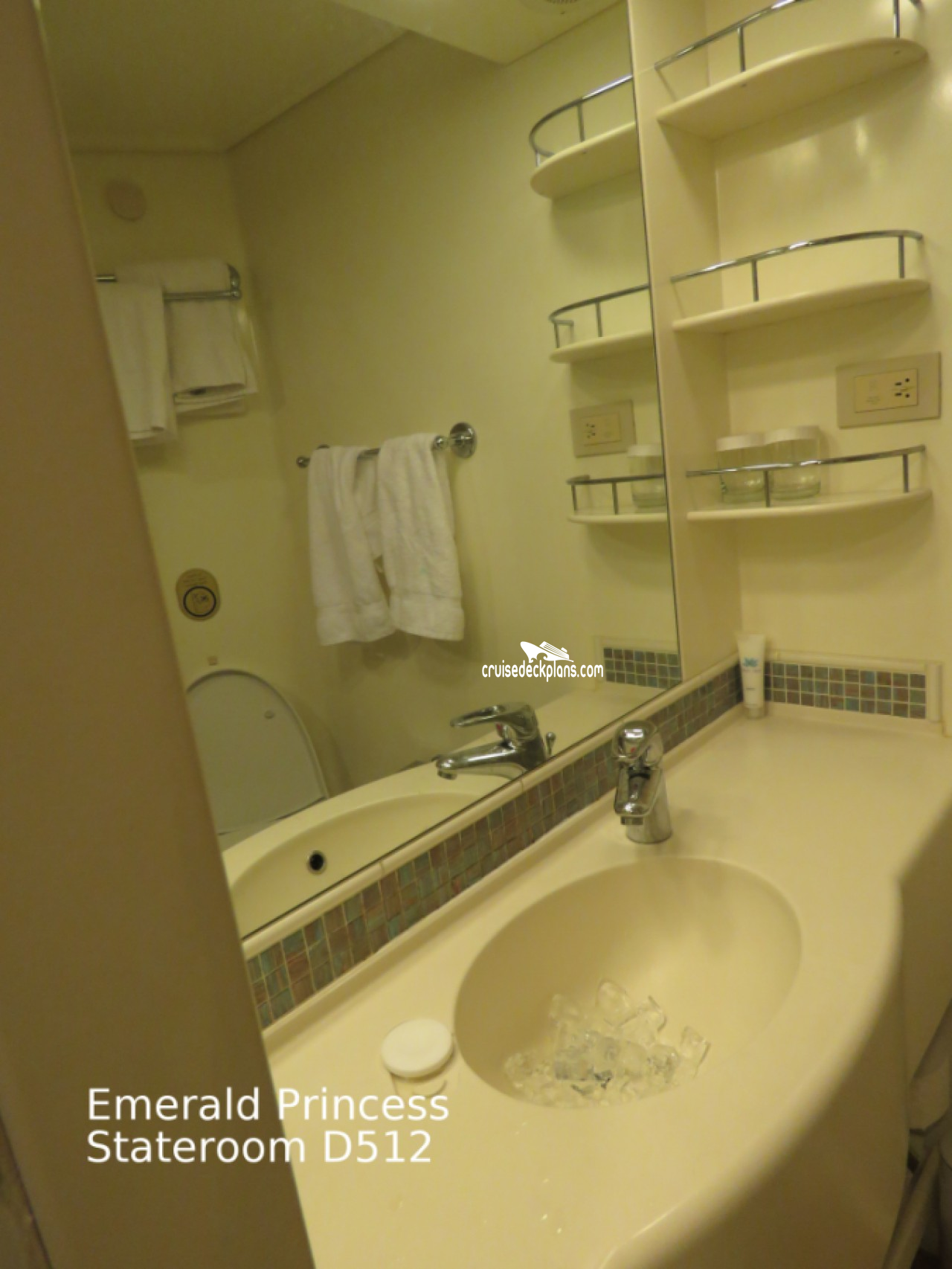 Cabin D512 Emerald Princess Stateroom