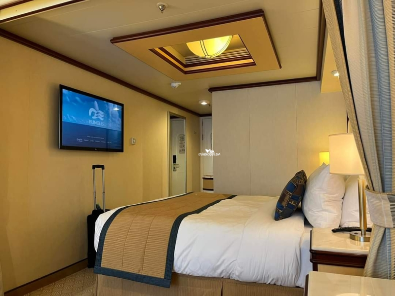 Regal Princess Mini-Suite Stateroom