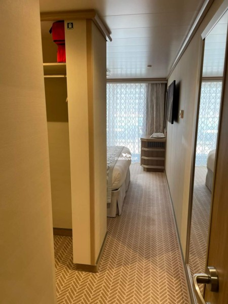 Stateroom D226 Discovery Princess