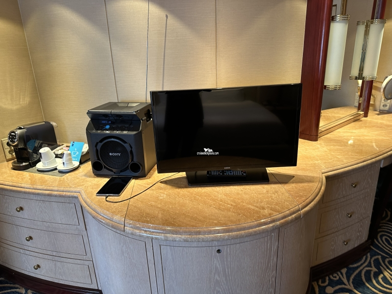 Vision of the Seas Royal Suite Stateroom Cabins