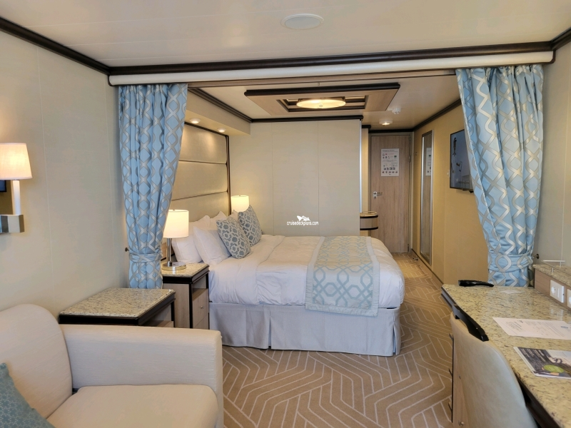 Discovery Princess Mini-Suite Stateroom Cabins