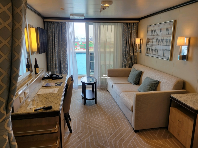Discovery Princess Mini-Suite Stateroom Cabins