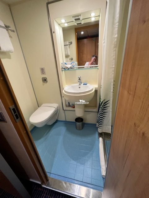 Cabin U241 Carnival Paradise Stateroom