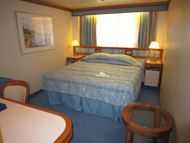 Stateroom E221 Diamond Princess