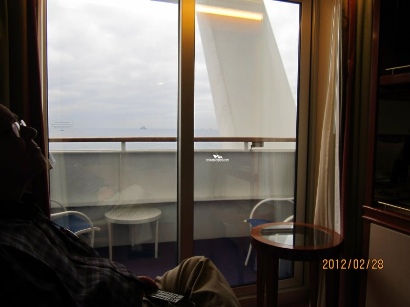 Stateroom B106 Diamond Princess