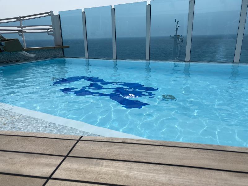 Sky Princess Wake View Bar and Pool Pictures