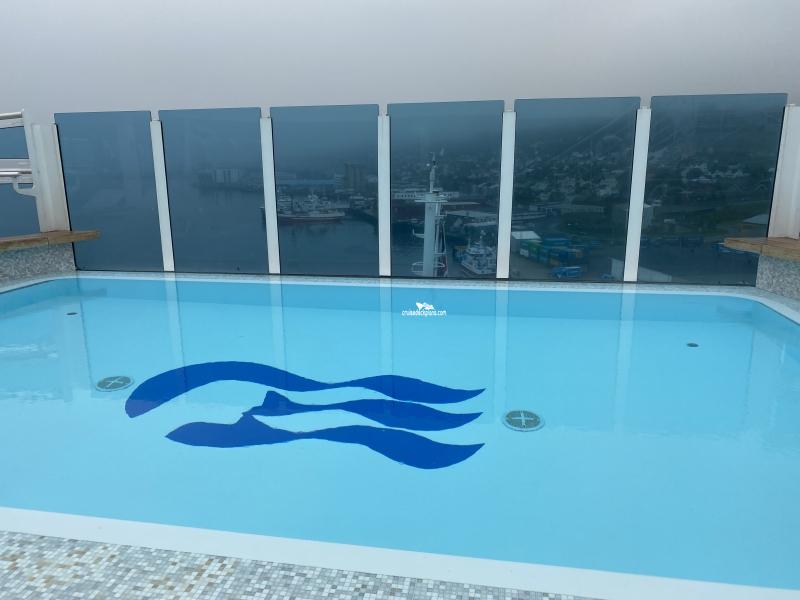 Sky Princess Wake View Bar and Pool Pictures