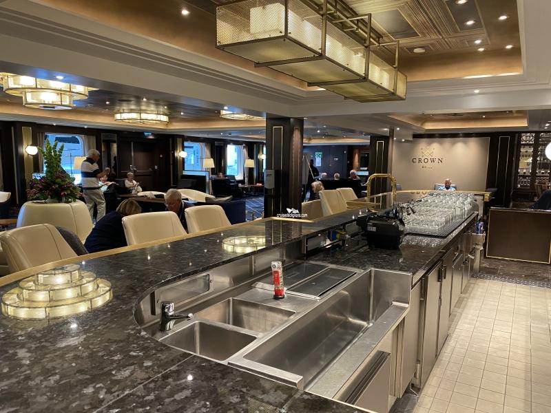 Sky Princess Crown Grill Bar Pictures